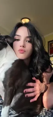 rachel / keet (@rachelchaleff) | Snapchat Stories, Spotlight & Lenses