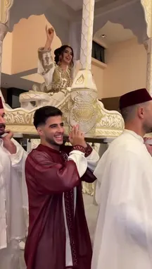 انس الشايب في دبي 🇦🇪 (@anas_alshayb) | Snapchat Stories, Spotlight & Lenses