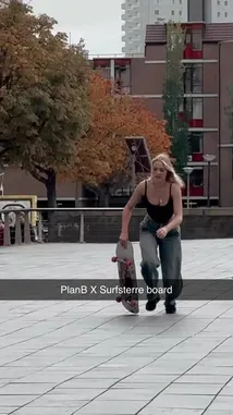 Sterre Meijer 🤍 (@surfsterre) | Snapchat Stories, Spotlight & Lenses