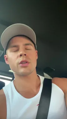 Peachyboy (@thepeachyboy22) | Snapchat Stories, Spotlight & Lenses