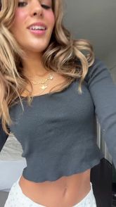 Pariya Carello (@pariyacarello) | Snapchat Stories, Spotlight & Lenses