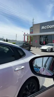 Hailey Wingit (@just-wingit) | Snapchat Stories, Spotlight & Lenses