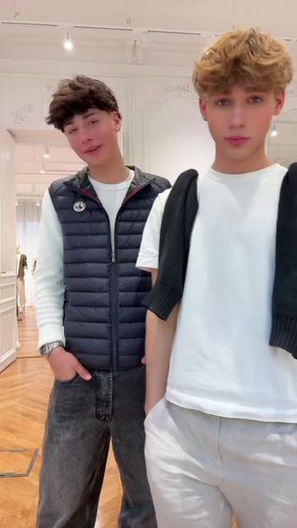 Marceau (@ma.agrs) | Snapchat Stories, Spotlight & Lenses