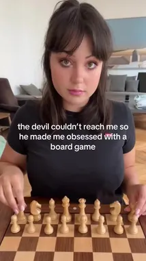 Lula (@lularobs) | Snapchat Stories, Spotlight & Lenses