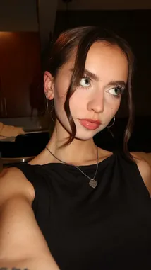 katelyn elizabeth (@keab01) | Snapchat Stories, Spotlight & Lenses