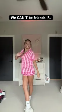 Sydney Raniszeski (@sydneyraniszes) | Snapchat Stories, Spotlight & Lenses