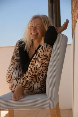 Tulla Contortion (@tulla_contorts) | Snapchat Stories, Spotlight & Lenses