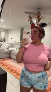 Amberly 🧸 (@alanlessem) | Snapchat Stories, Spotlight & Lenses