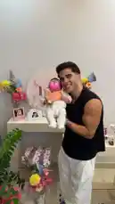 انس الشايب في دبي 🇦🇪 (@anas_alshayb) | Snapchat Stories, Spotlight & Lenses