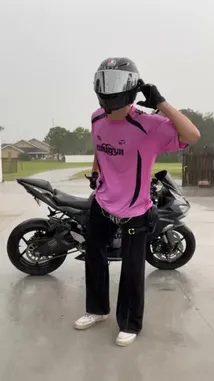 shaky (@shakymoto) | Snapchat Stories, Spotlight & Lenses