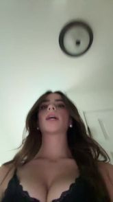 Sofia Crnilovic (@sofia_c23) | Snapchat Stories, Spotlight & Lenses