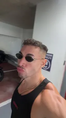 Hayden Monteleone (@longaniza.papi) | Snapchat Stories, Spotlight & Lenses