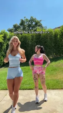 arlene (@lenerox) | Snapchat Stories, Spotlight & Lenses