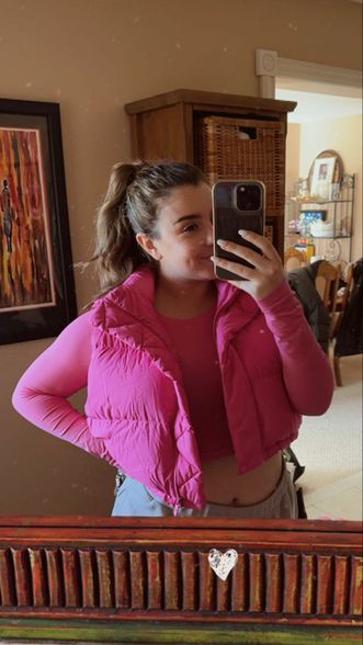 Justine (@justine.bean) | Snapchat Stories, Spotlight & Lenses