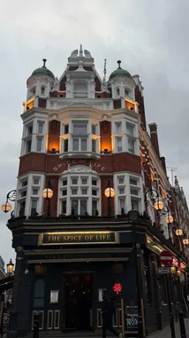 Jenn Tran (@jennifertrannx) | Snapchat Stories, Spotlight & Lenses