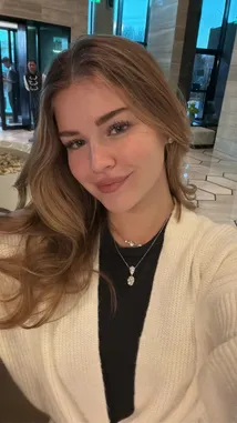 أليونا (@aliona.ess) | Snapchat Stories, Spotlight & Lenses