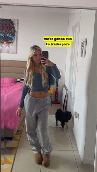 kay carlson (@kaygcarlson) | Snapchat Stories, Spotlight & Lenses