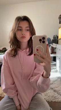 Willow :) (@willow.jc) | Snapchat Stories, Spotlight & Lenses