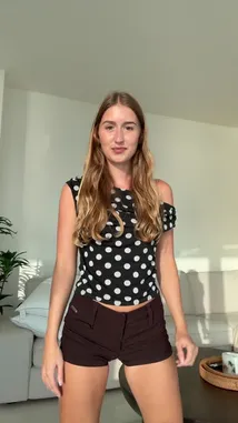 Zoe Rhode (@zoerhodee) | Snapchat Stories, Spotlight & Lenses