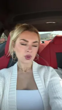 audrey holt (@audreyyholtt) | Snapchat Stories, Spotlight & Lenses