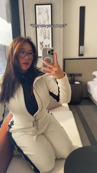 Rocket Reyna (@rocketreyna) | Snapchat Stories, Spotlight & Lenses