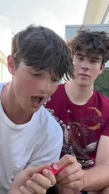 Sven Rubenbauer (@svenandandy) | Snapchat Stories, Spotlight & Lenses