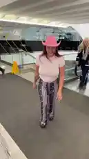 Hailey Wingit (@just-wingit) | Snapchat Stories, Spotlight & Lenses