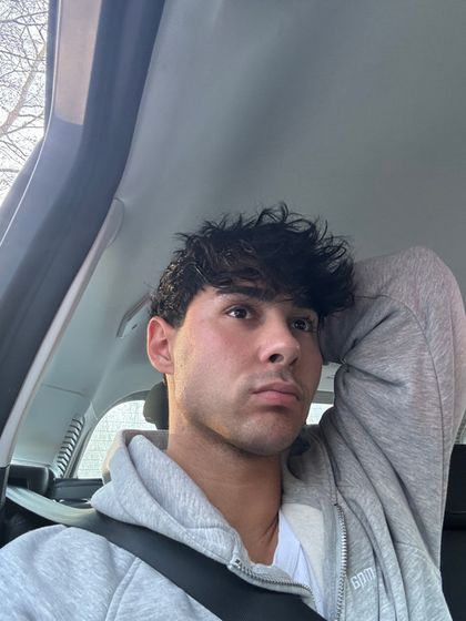 Alpay Santi (@alpayhas) | Snapchat Stories, Spotlight & Lenses