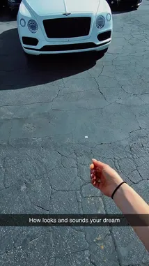 Zavali (@zava_li) | Snapchat Stories, Spotlight & Lenses