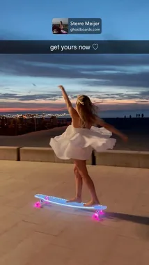 Sterre Meijer 🤍 (@surfsterre) | Snapchat Stories, Spotlight & Lenses