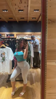 kinzie 🍒 (@hoezluvkinz) | Snapchat Stories, Spotlight & Lenses