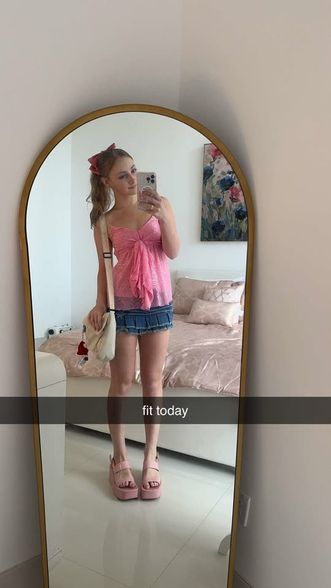 Ava Cherry (@ava.cherrry) | Snapchat Stories, Spotlight & Lenses