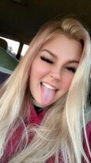 Jess 🧿 (@jessiebarlog) | Snapchat Stories, Spotlight & Lenses