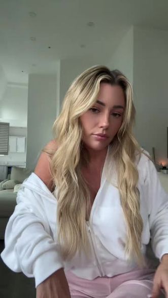 Jadelyn (@jadelynmusic) | Snapchat Stories, Spotlight & Lenses