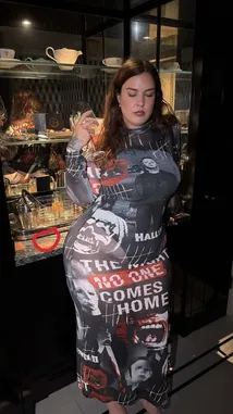 Steph Oshiri (@stephoshirisnap) | Snapchat Stories, Spotlight & Lenses