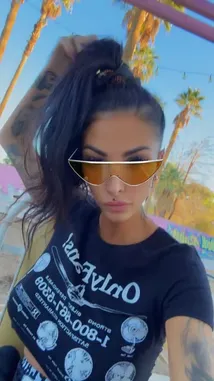 Sania Mallory (@therealsataniax) | Snapchat Stories, Spotlight & Lenses