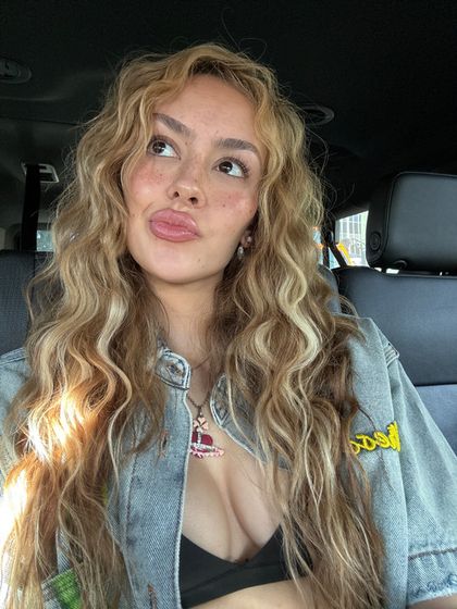 chanel ozkan (@chanelozkan) | Snapchat Stories, Spotlight & Lenses