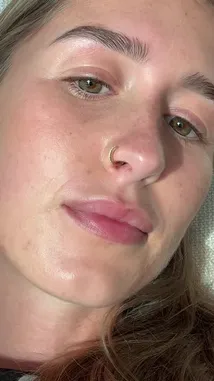 Zoe Rhode (@zoerhodeuk) | Snapchat Stories, Spotlight & Lenses