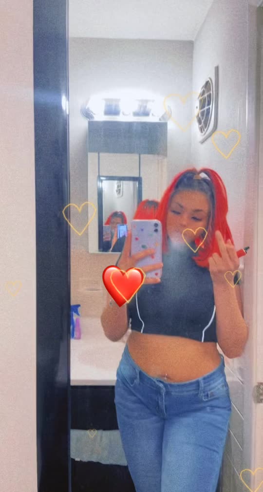 Jill ️‍🔥(@jillyjill1201) | เรื่องราว Snapchat ตลอดจน Spotlight และเลนส์