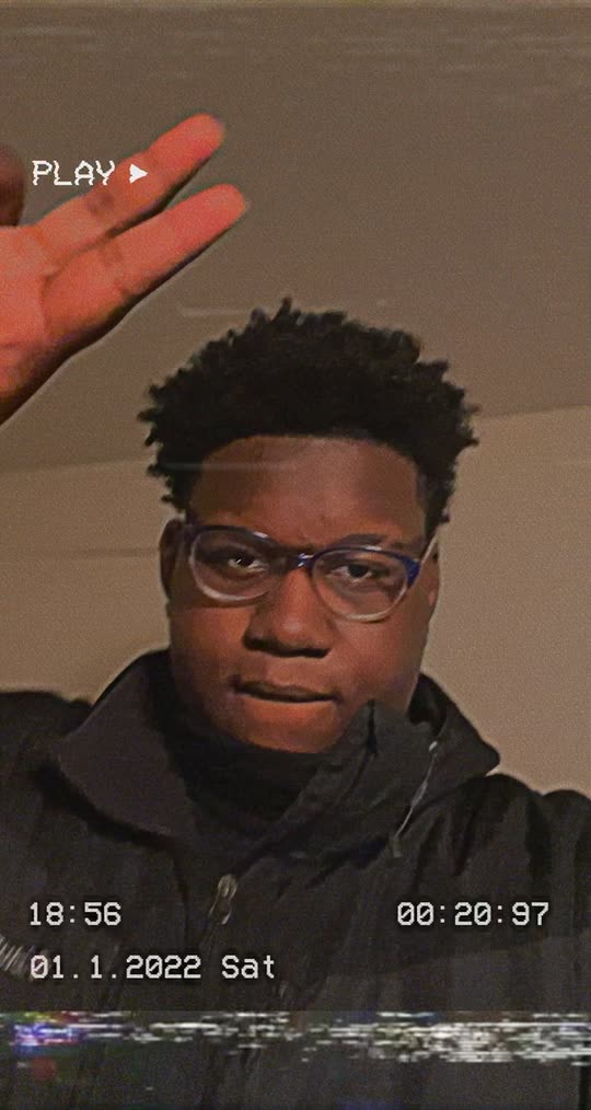 Philly.sam ひ(@rnr_sam) | เรื่องราว Snapchat ตลอดจน Spotlight และเลนส์