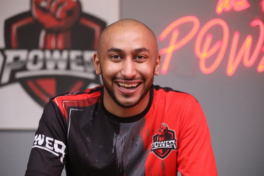 POWR ROB | في قصر باور 🩵 (@powr_rob) | Snapchat Stories, Spotlight & Lenses