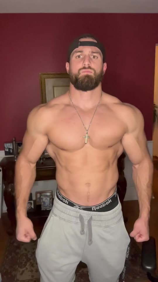 Ed Eason (@sexy-ed) | Snapchat Stories, Spotlight & Lenses