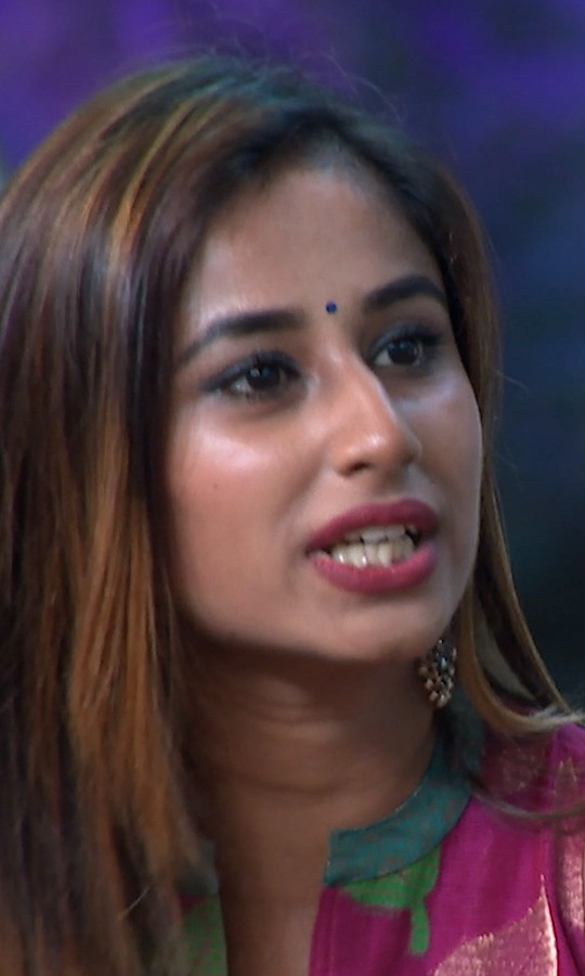 myra | Search Snapchat Creators, Filters and Lenses