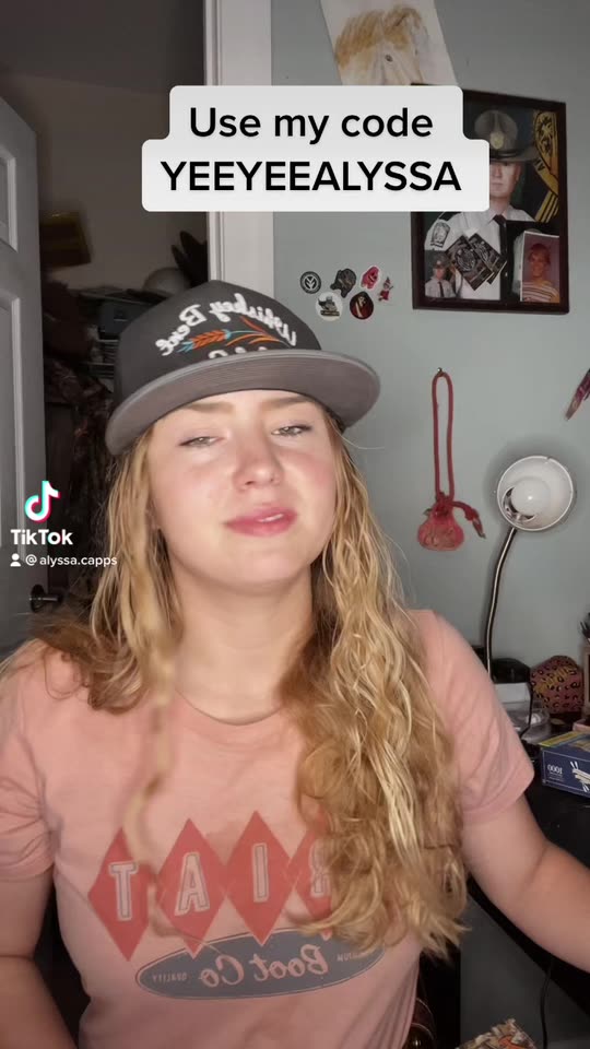 Alyssa Capps(@acappsofficial) | เรื่องราว Snapchat ตลอดจน Spotlight และ ...